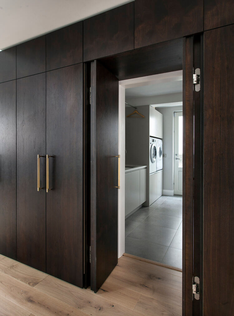 Hidden Doors: An Unexpected way to Create a Sense of Space & Luxury ...